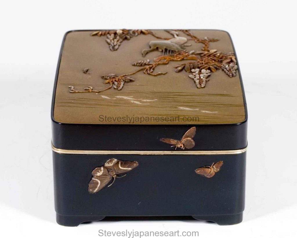 A FINE JAPANESE ONLAID BRONZE & MIXED METAL BOX BY MIYABE ATSUYOSHI ...
