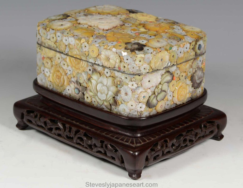 HIGH QUALITY DECORATIVE JAPANESE SHIBAYAMA BOX ON STAND - MASAMITSU ...