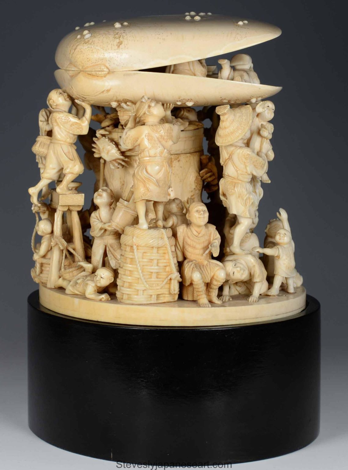 FABULOUS LARGE JAPANESE IVORY "CLAMS DREAM" OKIMONO BY MUNEMASA | Steve ...