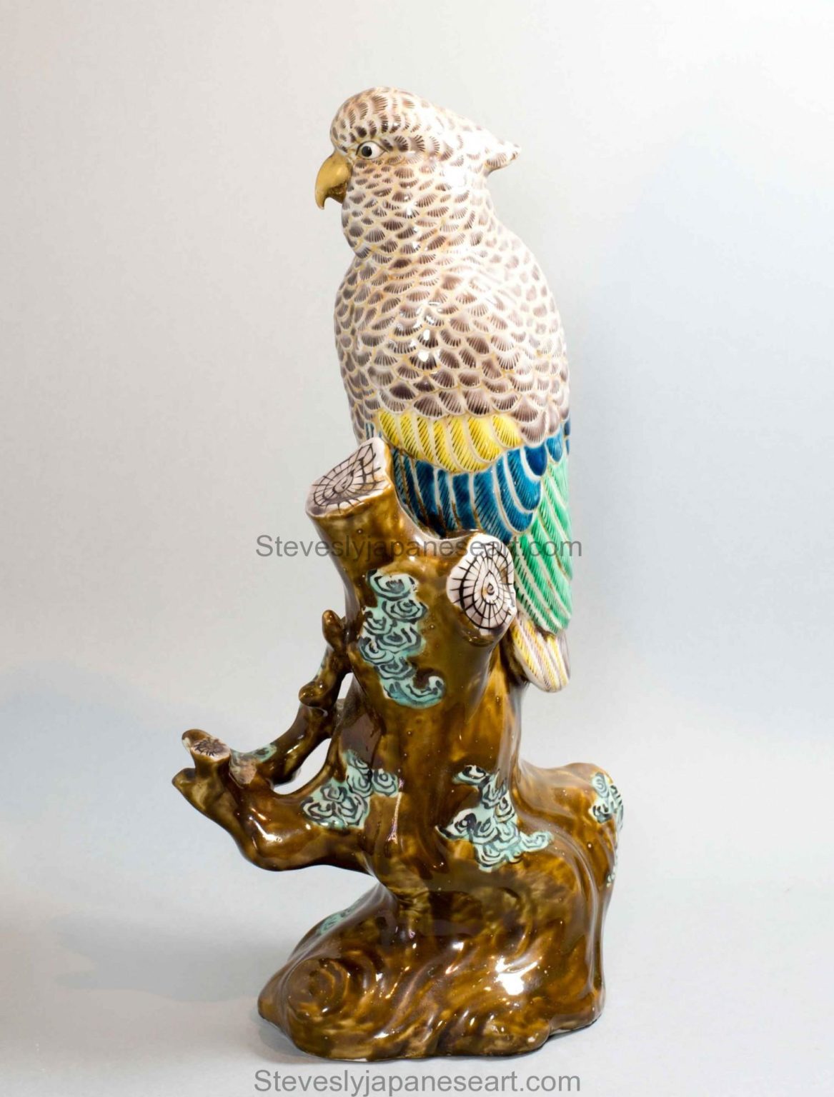 JAPANESE MEIJI PERIOD KUTANI MODEL OF A COCKATIEL ON A TREE STUMP ...