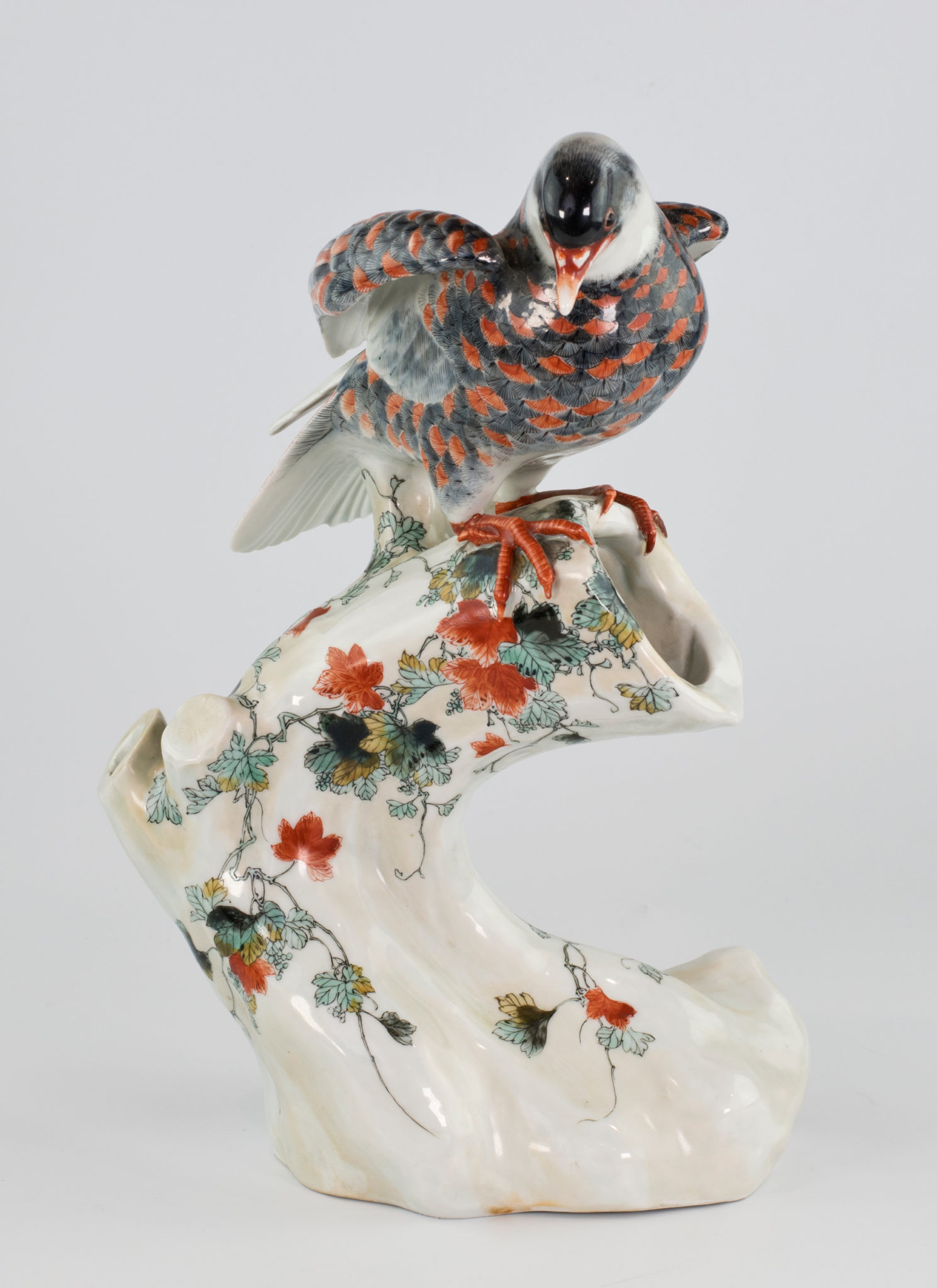 Japanese Ceramic Pigeon Okimono - Makuzu Kozan II | Steve Sly Japanese Art